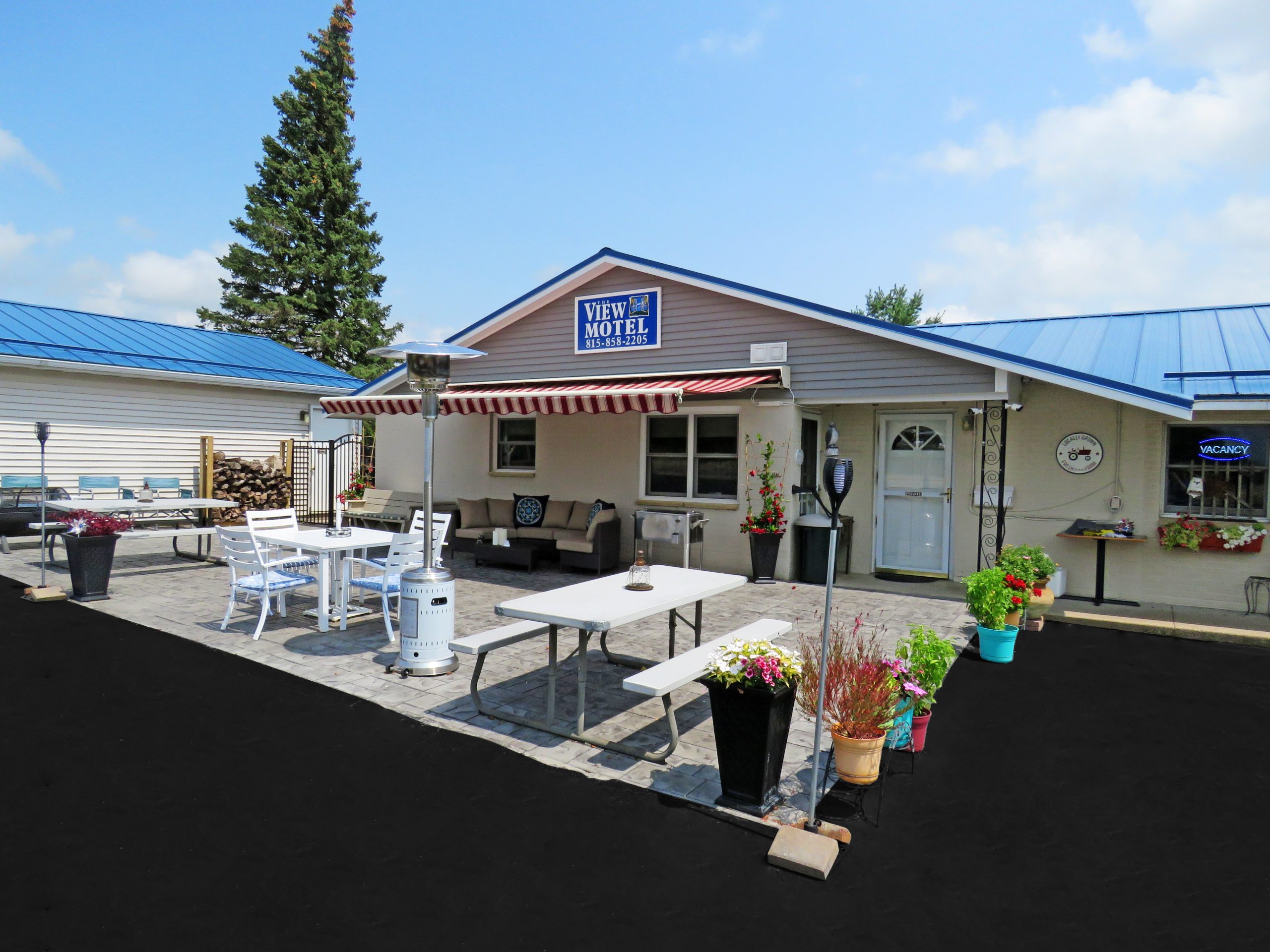 The View Motel - Spacious Rooms & Scenic Views